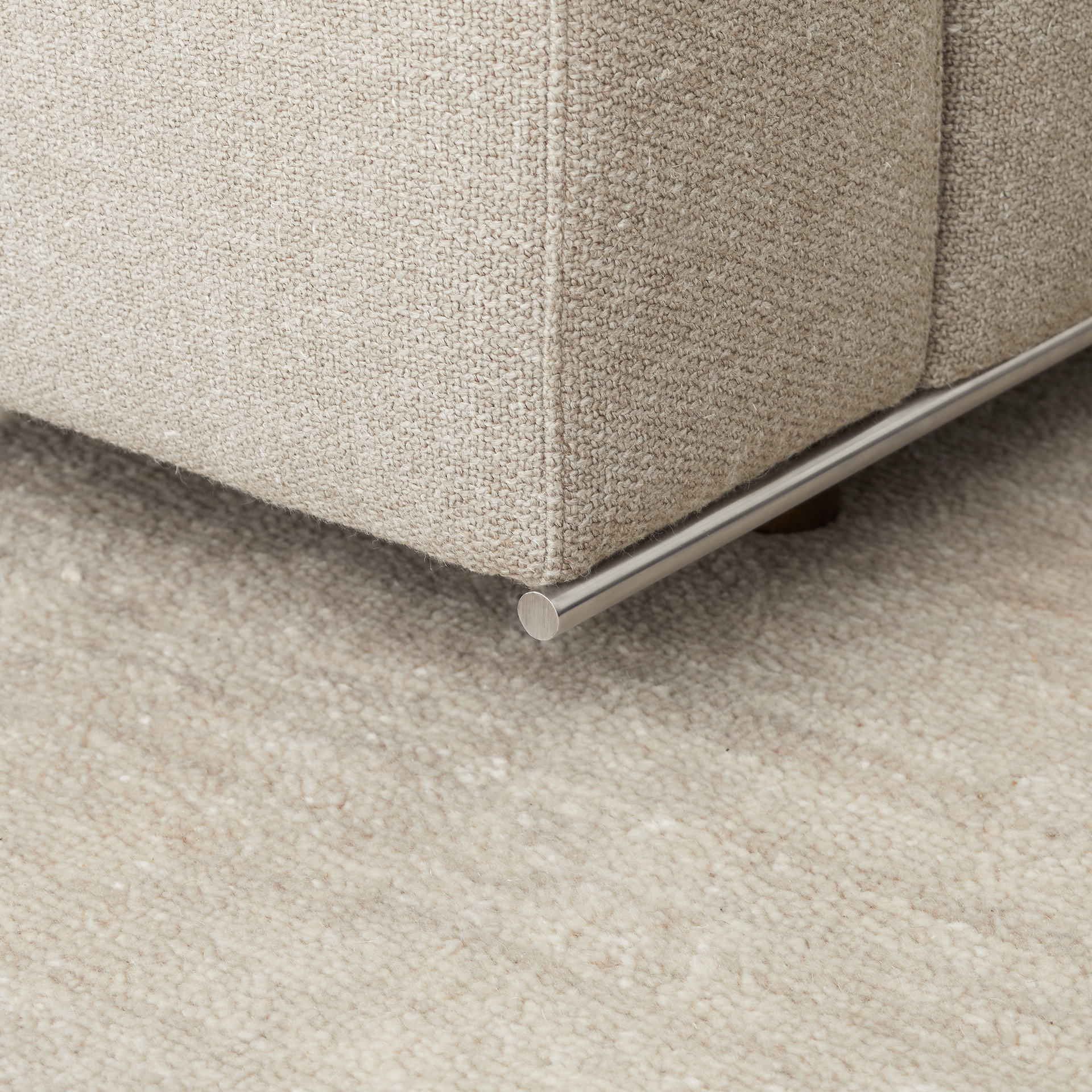 Lars Sofa | Simon James